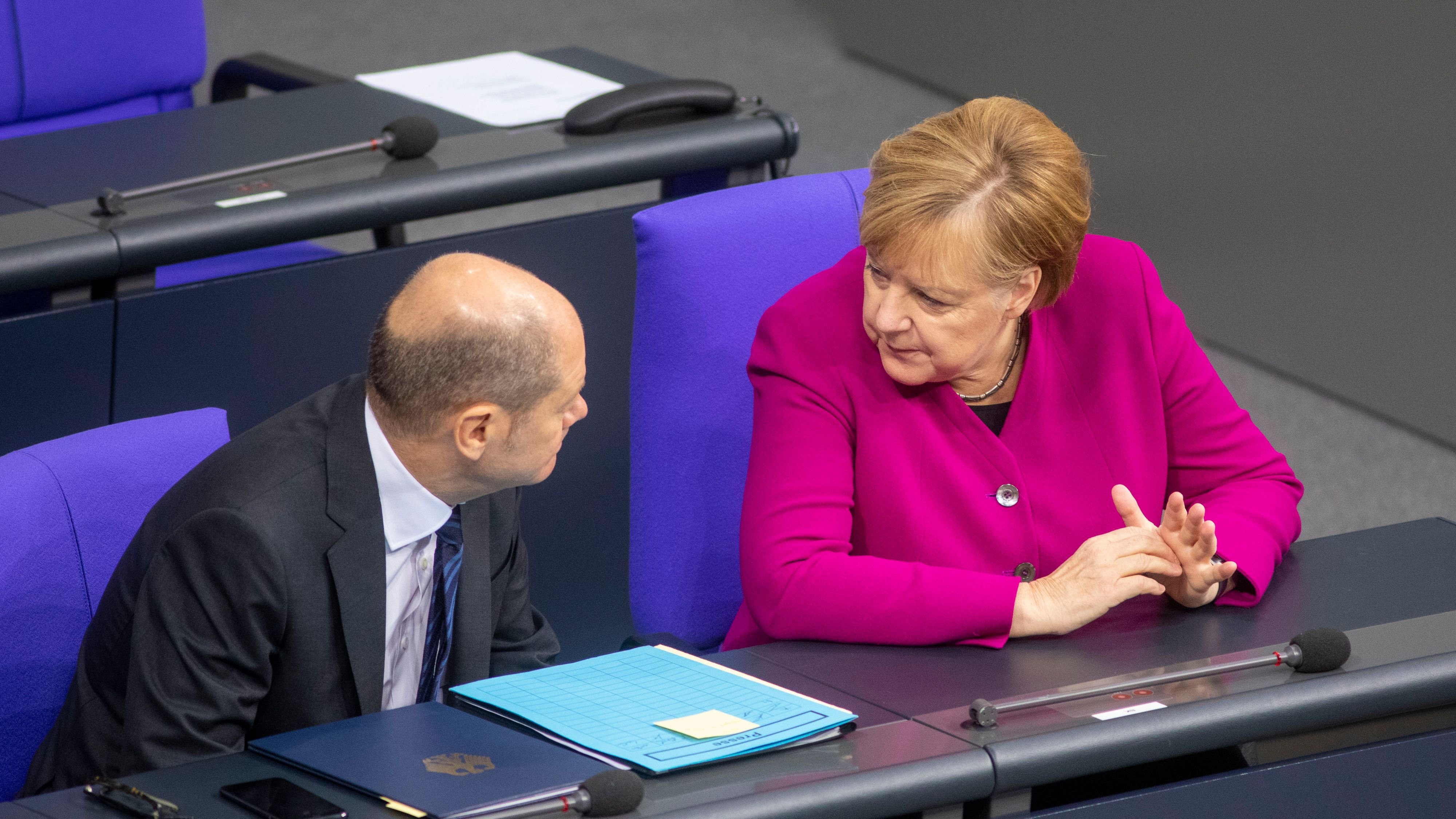 Biografie: Angela Merkel wirbt für eine Reform der Schuldenbremse