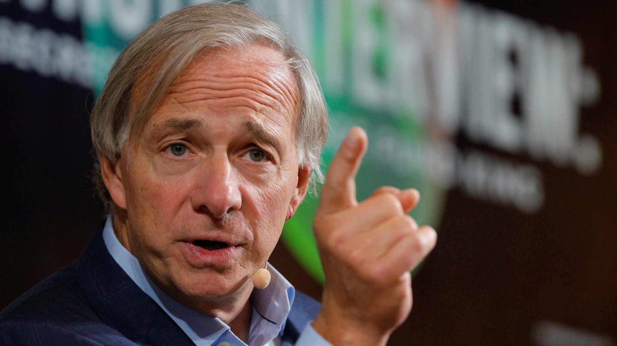 Ray Dalio: Hedgefonds-Milliardär warnt vor autokratischer Entwicklung ...