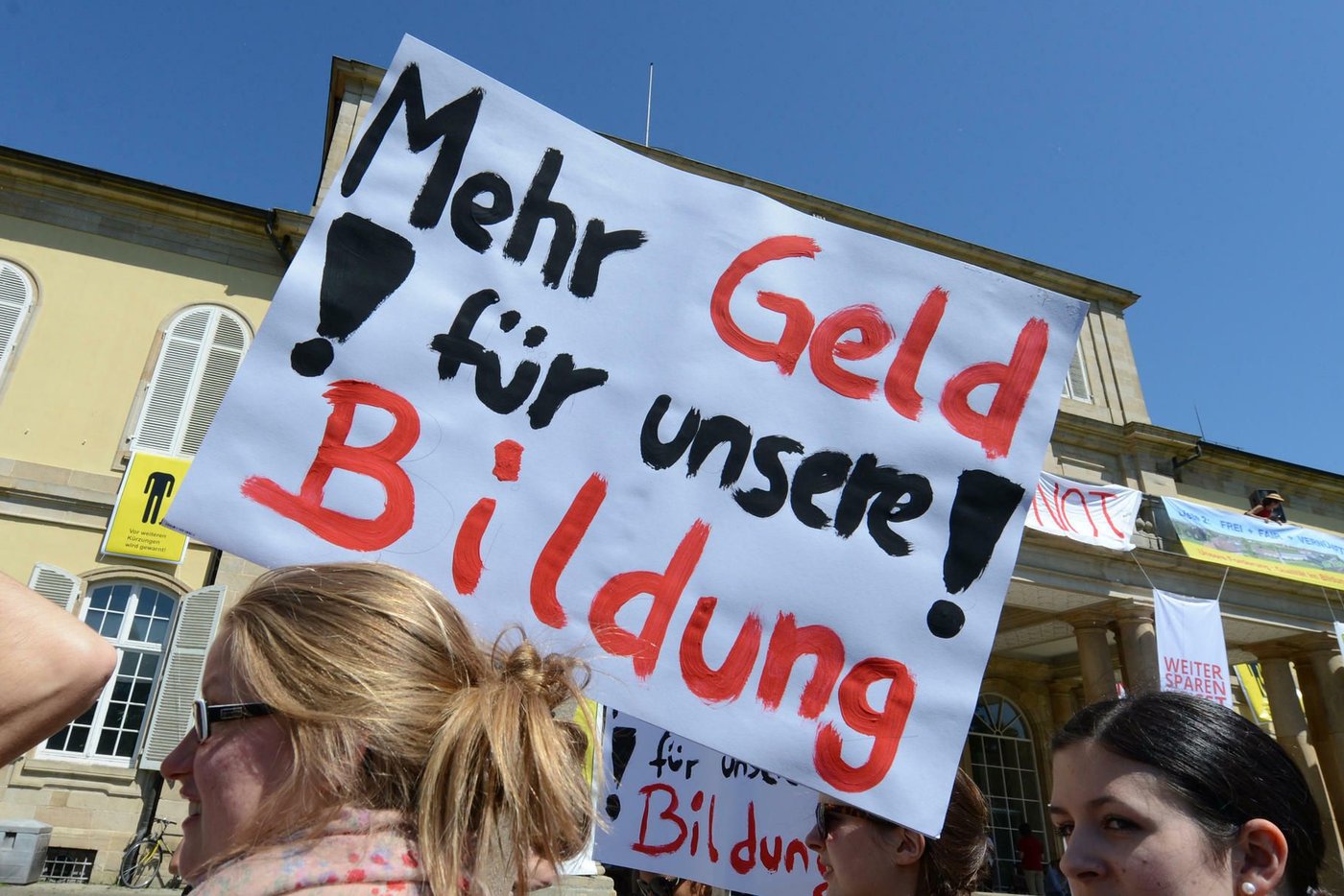 Kindergeld und Ausbildungskosten: So füllt der Fiskus die Studentenkasse