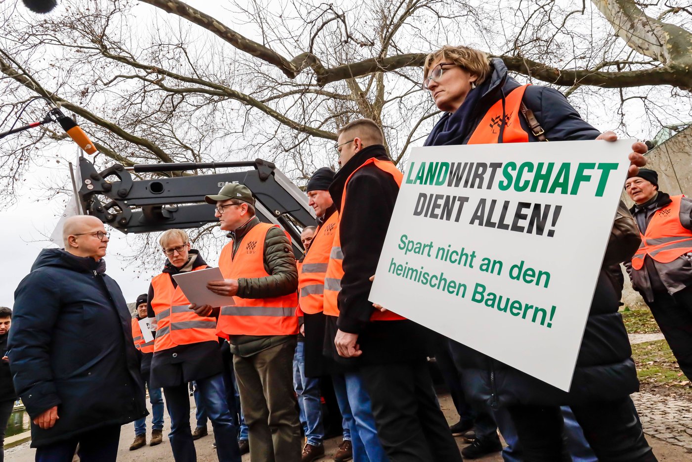 Bauernproteste: Bauernverband ruft zu Mäßigung auf – Keine Anfeindung ...