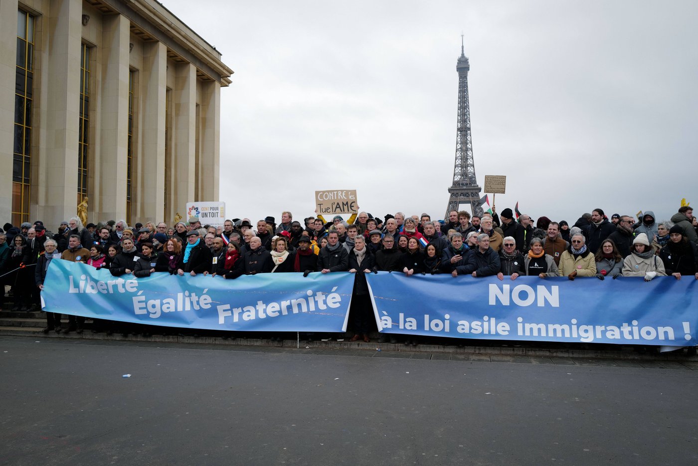 Frankreich: Zehntausende bei Protesten gegen Migrationsgesetz in Frankreich