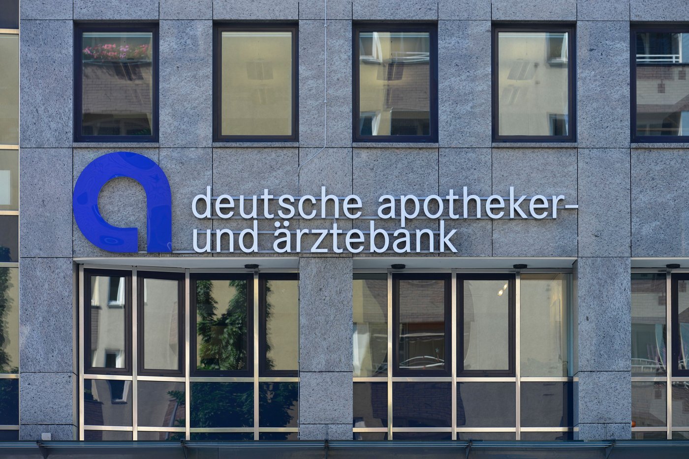 Apobank baut trotz Gewinnsprung 300 Jobs ab