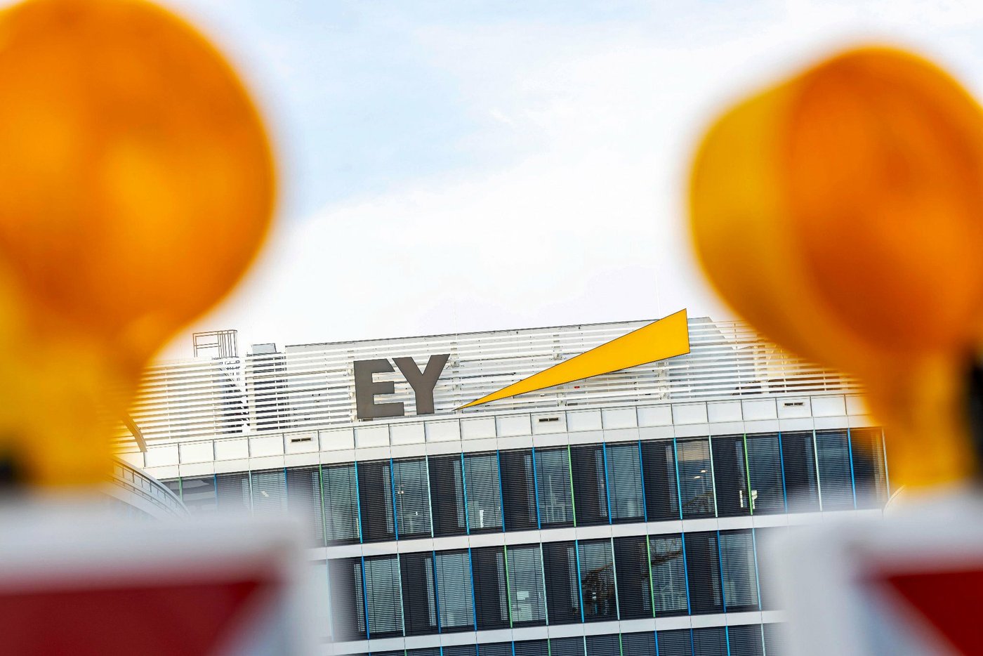 EY Deutschland baut Stellen ab – auch für hochbezahlte Partner