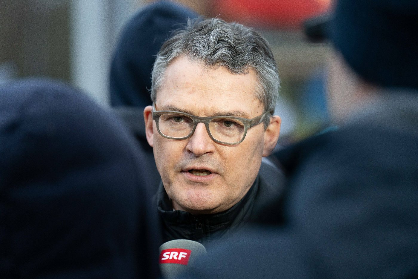 Europawahl 2024: CDU-Politiker Roderich Kiesewetter wird bei Wahlkampf ...