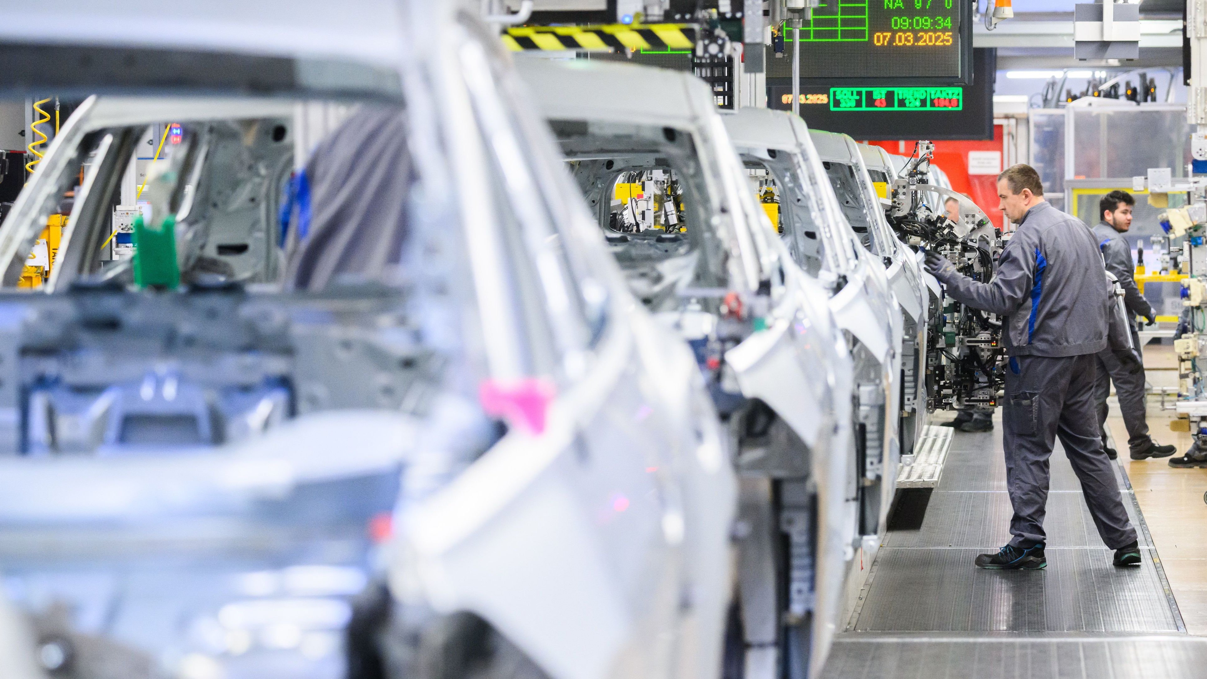BIP-Zahlen: Deutsche Wirtschaft stagniert – Konsum sinkt erstmals seit 2023
