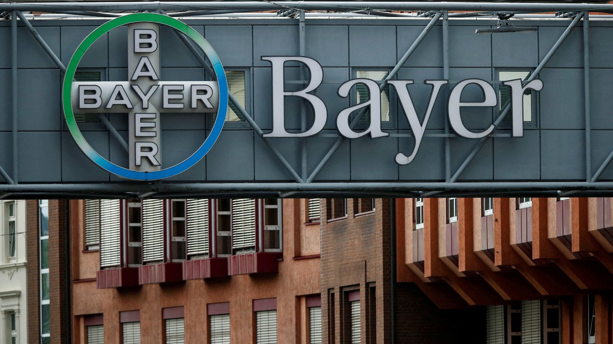 Bayer verlagert Pharma-Fokus in die USA und nach China