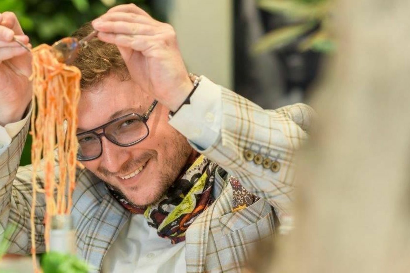 Mario C. Bauer: Vapiano verkauft 30 Restaurants an Investoren um Ex ...