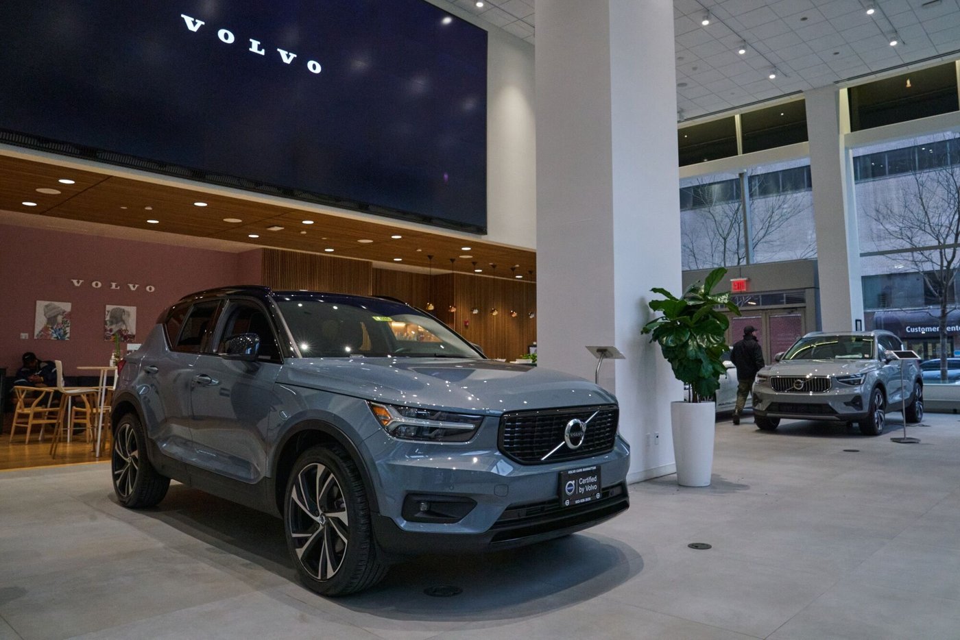 Volvo-Aktie fällt bis zu sieben Prozent nach Verkauf von Polestar-Anteilen