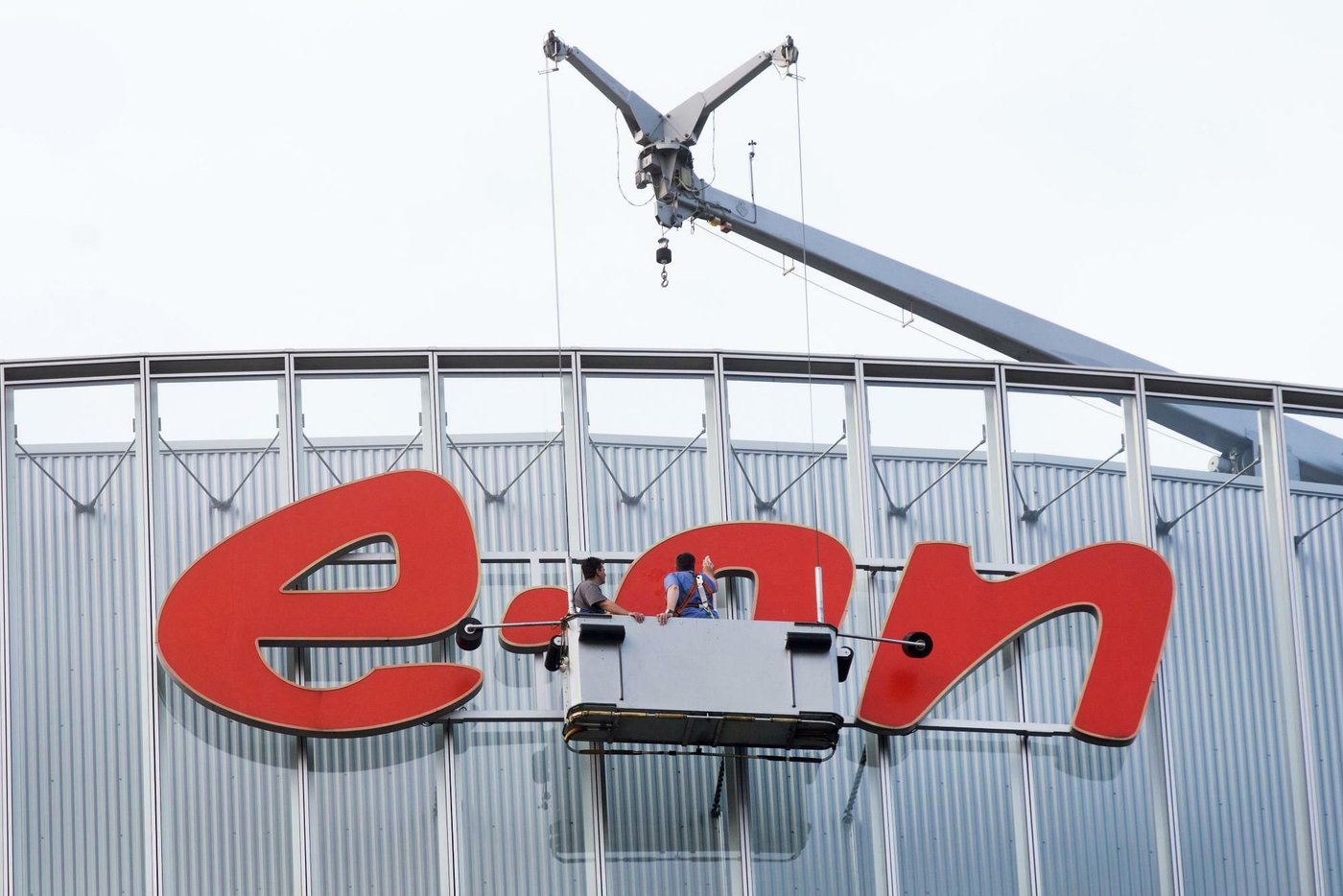 Eon: Der Megadeal mit RWE lastet auf der Bilanz