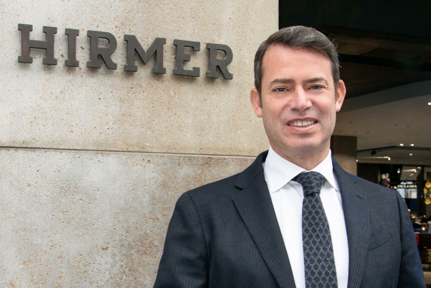 Christian Hirmer: Hemden und Hotels