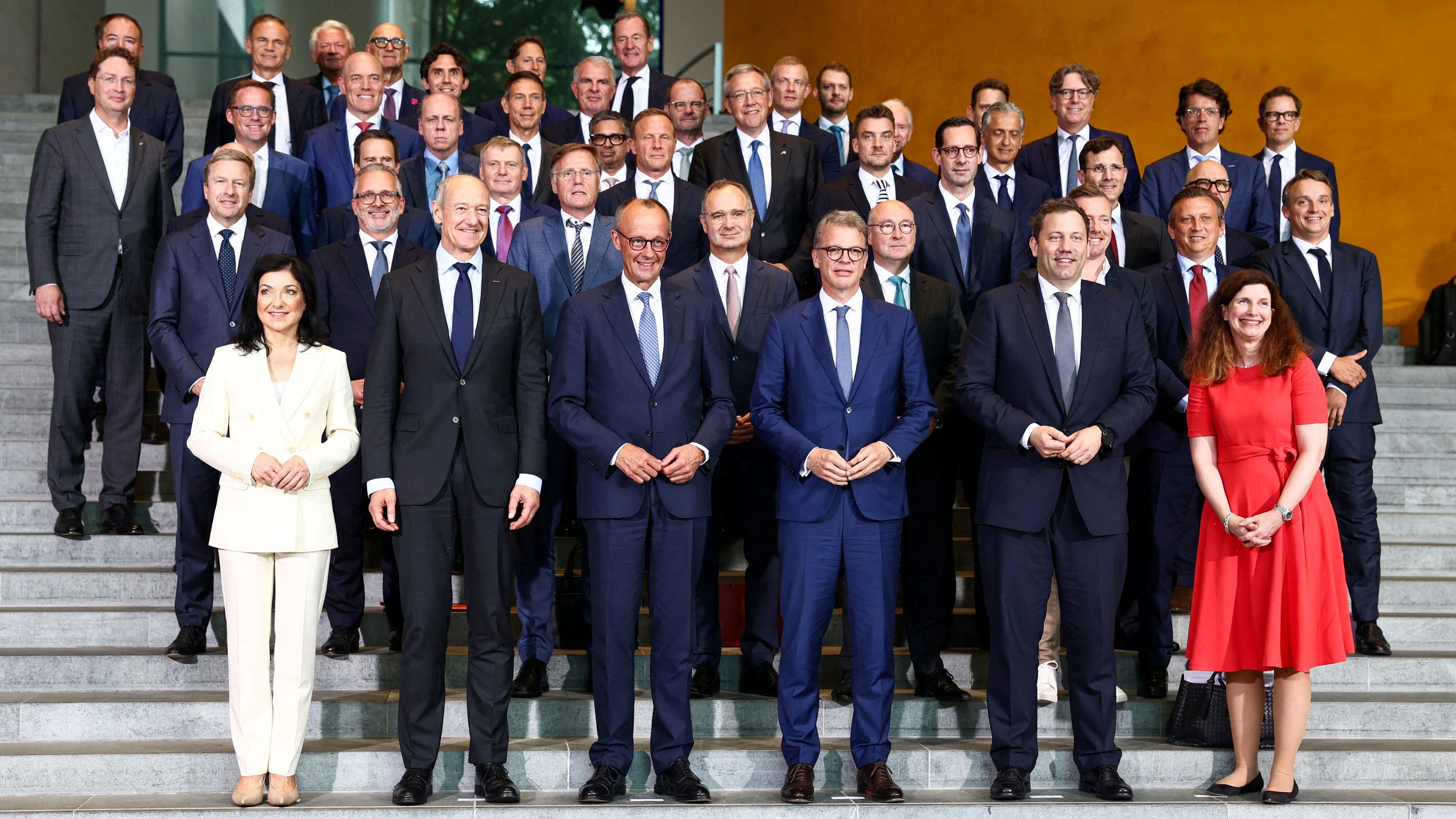 Investitionsgipfel: Merz lobt „größte Investitionsinitiative“ für ...