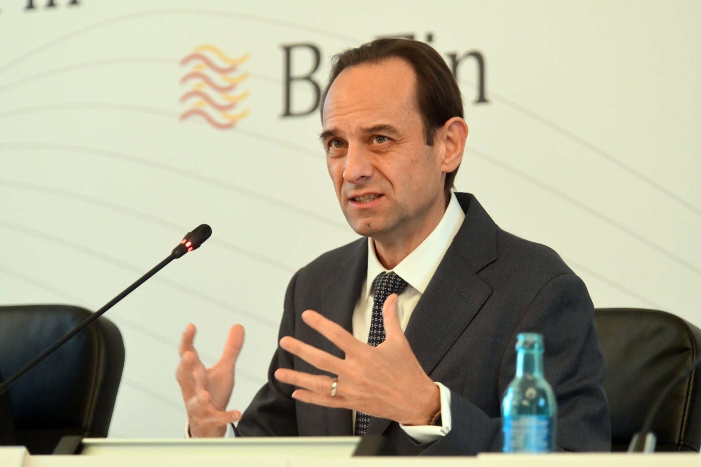 Bafin: Finanzaufsicht prüft massenhaften Verkauf von Zertifikaten