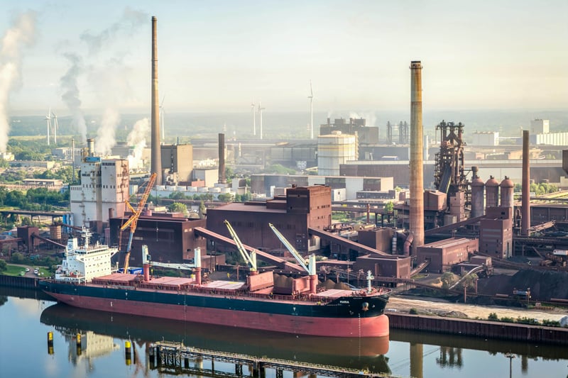 Industrie: Stahlherstellung geht deutlich zurück