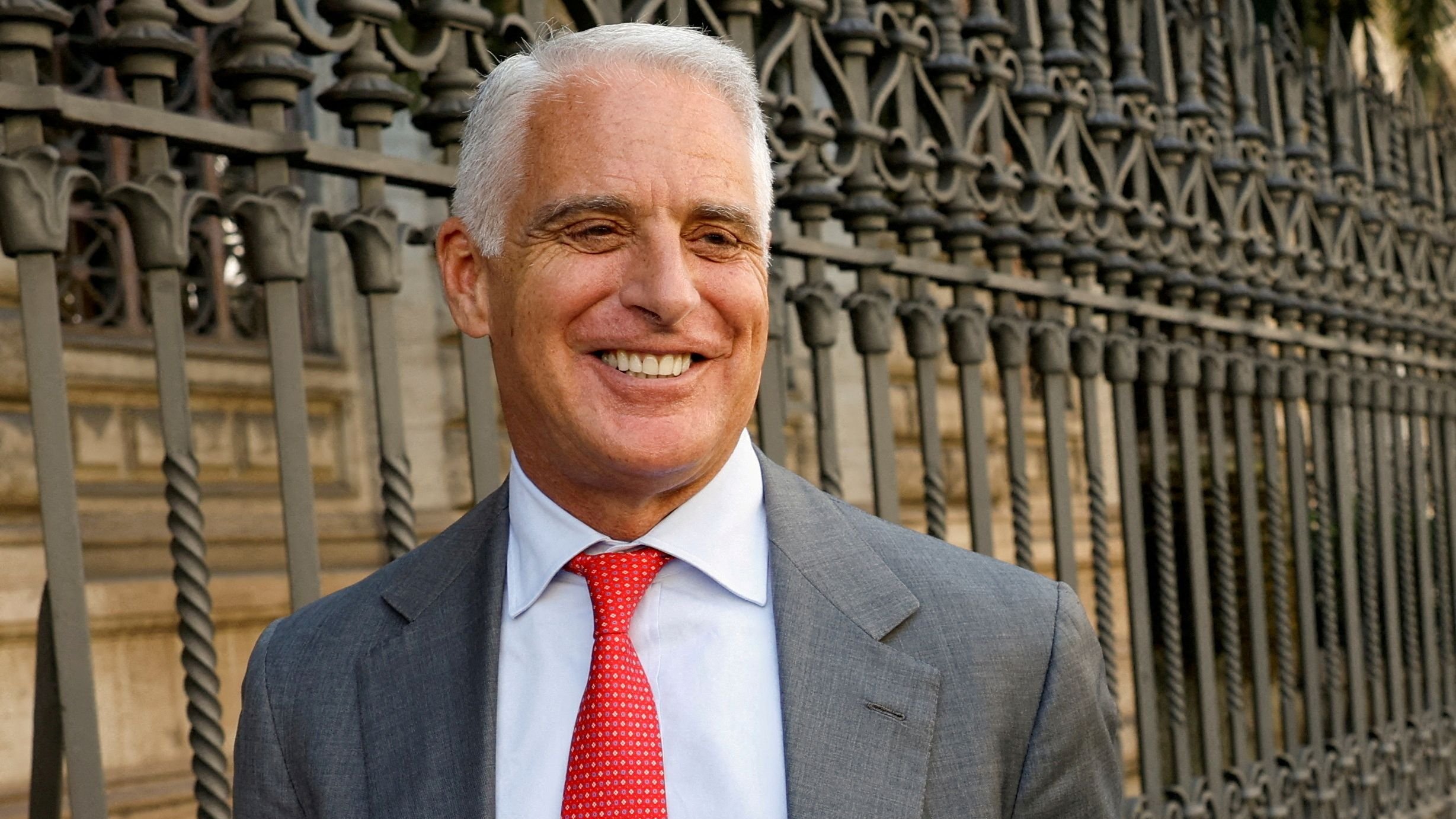 Commerzbank: Bundesregierung kritisiert Unicredit für Aufstockung von ...