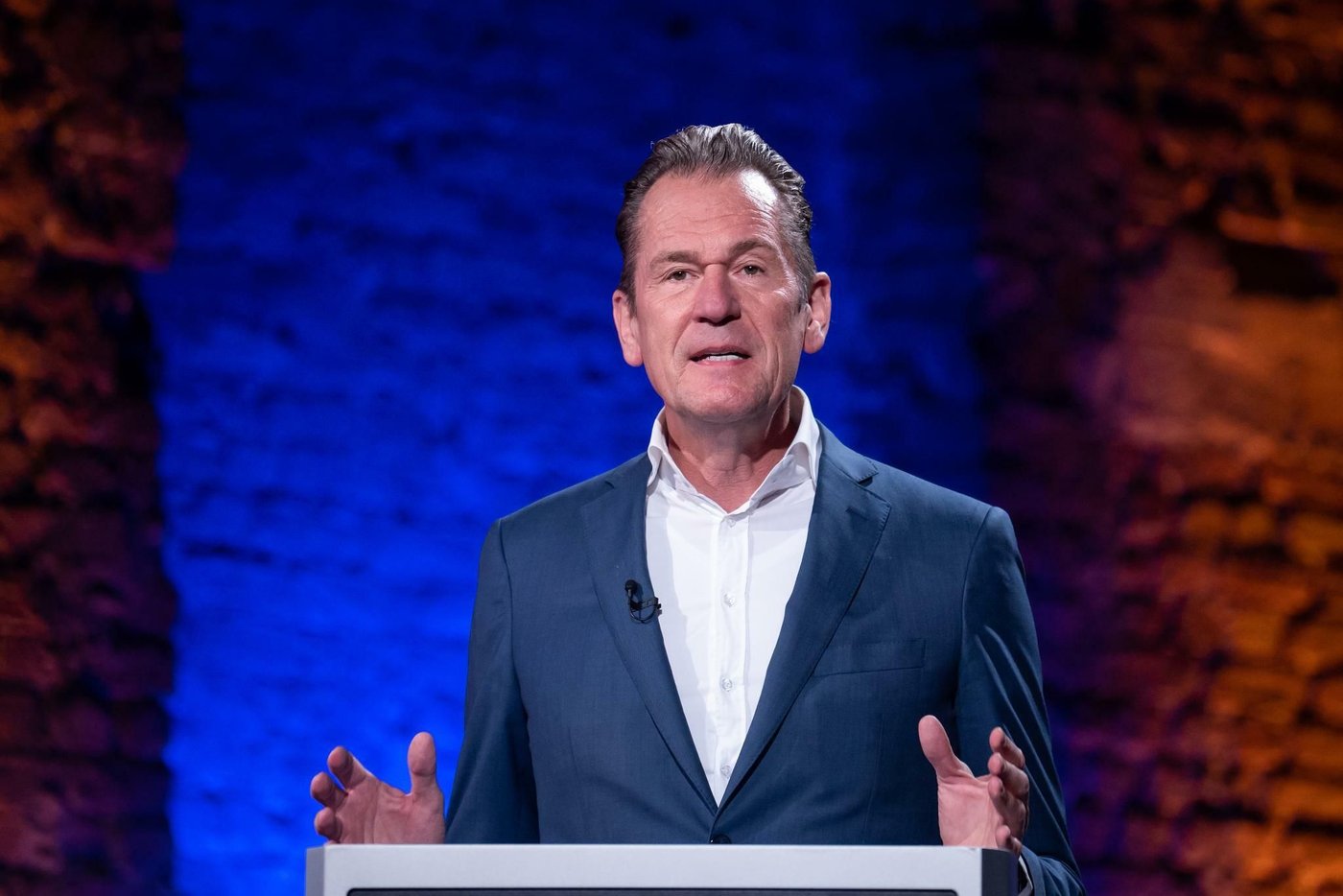 Döpfner bleibt trotz DDR-Vergleich Cheflobbyist der Verleger