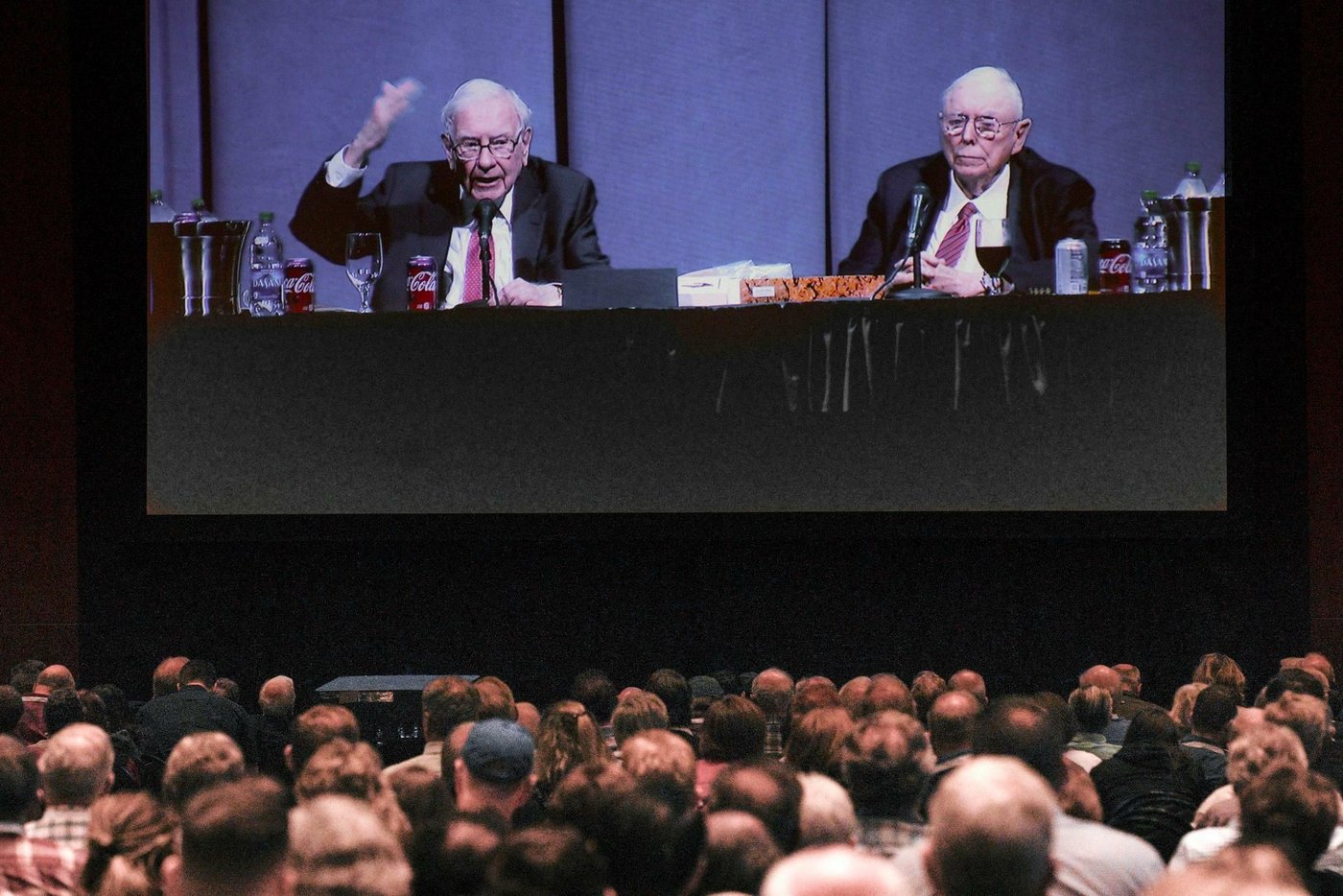 Berkshire Hathaway: Was Charlie Mungers Tod für Berkshire-Aktionäre ...
