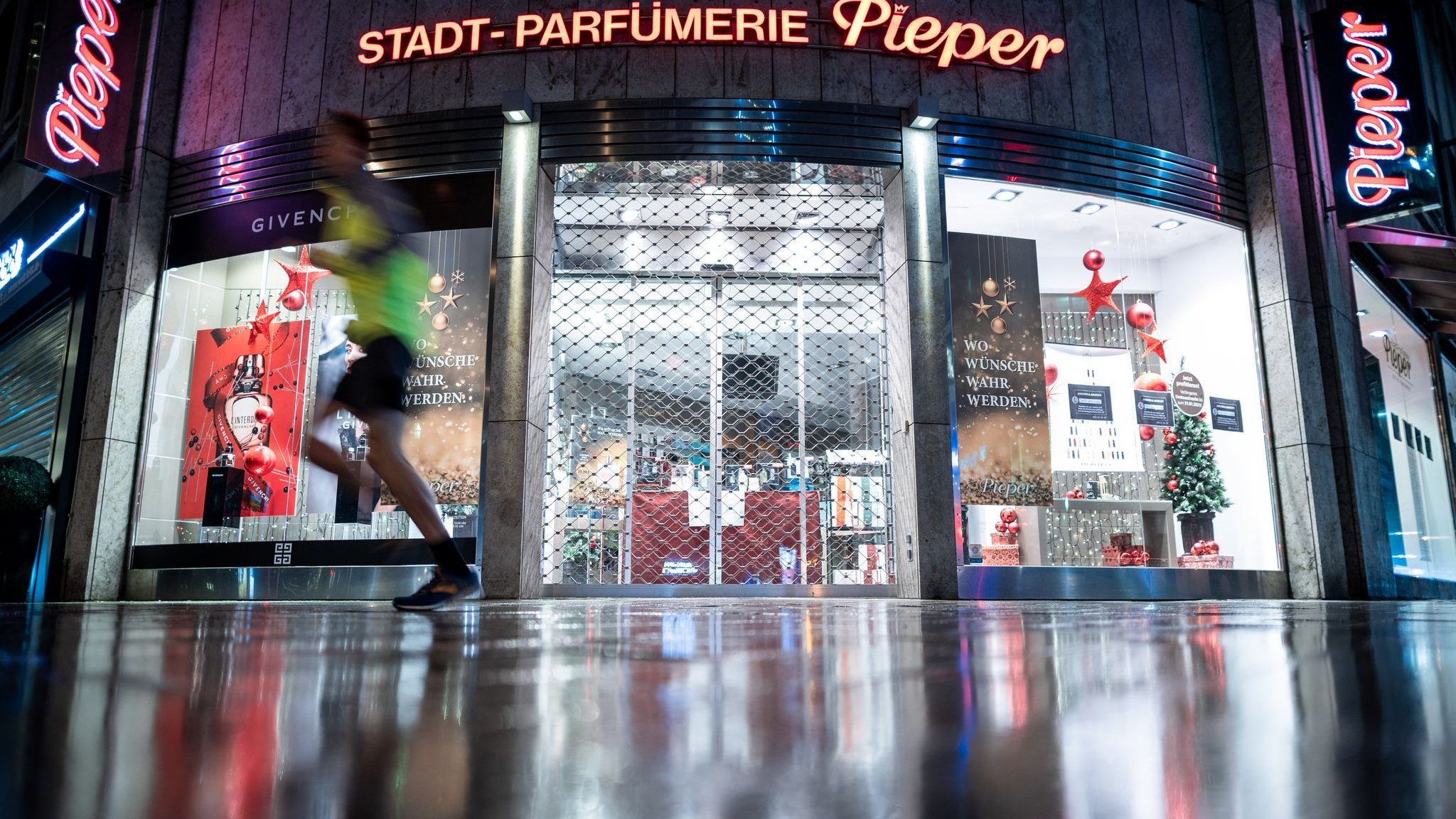 Parfümerie: Parfümeriekette Pieper durchläuft Insolvenzverfahren