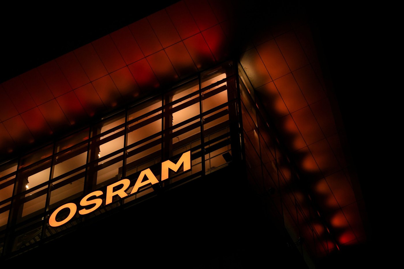 Chip-Produktion: AMS-Osram baut Chip-Produktion in Österreich mit EU ...