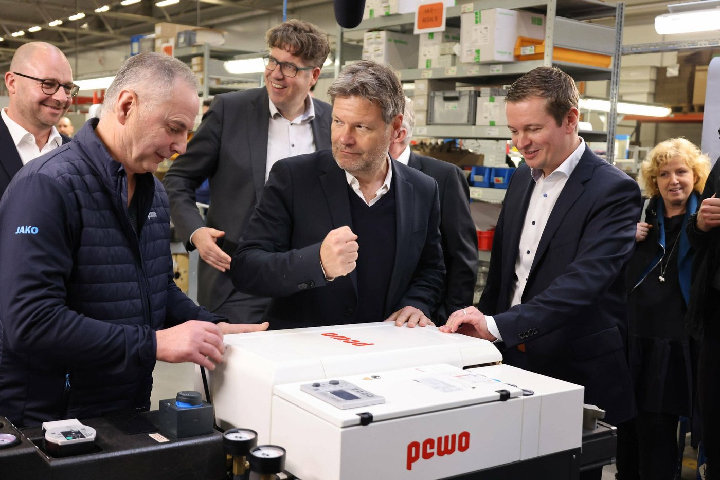 Wärmewende: Fernwärmespezialist Pewo: So investiert Viessmann weiter in ...