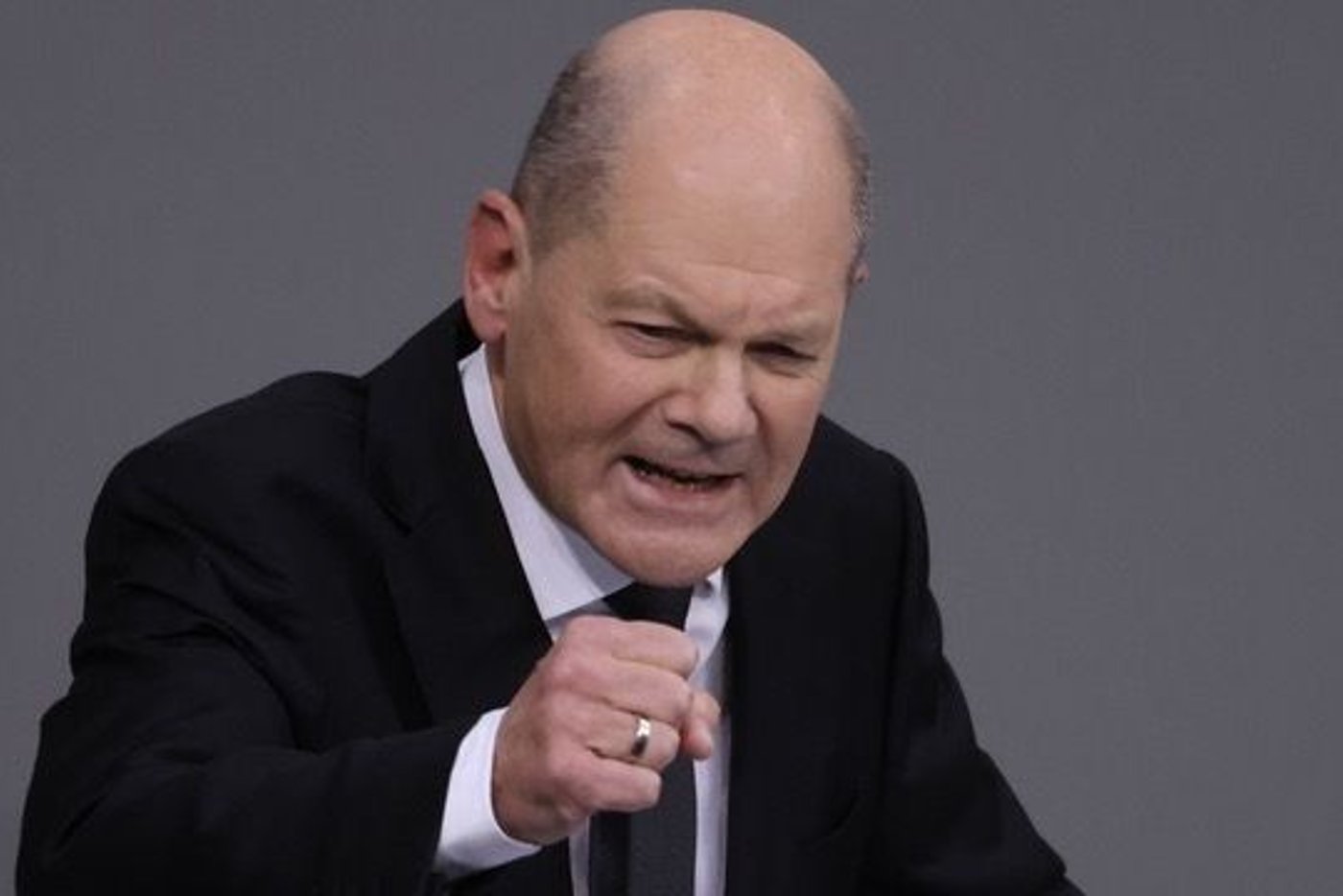 Scholz zu Merz: „Was hat ihr politisches Programm mit der Zukunft ...