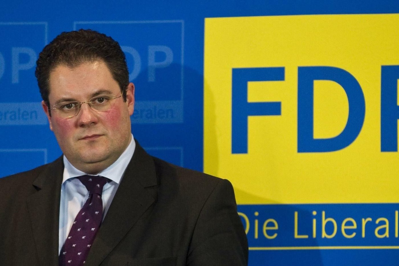 Nach Fahrerflucht: 1500 Euro Geldbuße für Patrick Döring