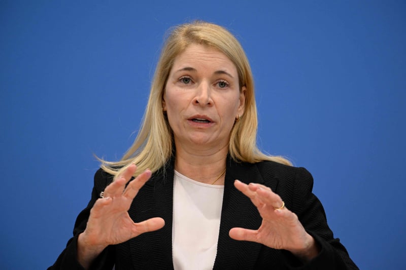 Deutsche Bahn: Bahn-Chefin Evelyn Palla stößt auf Widerstand