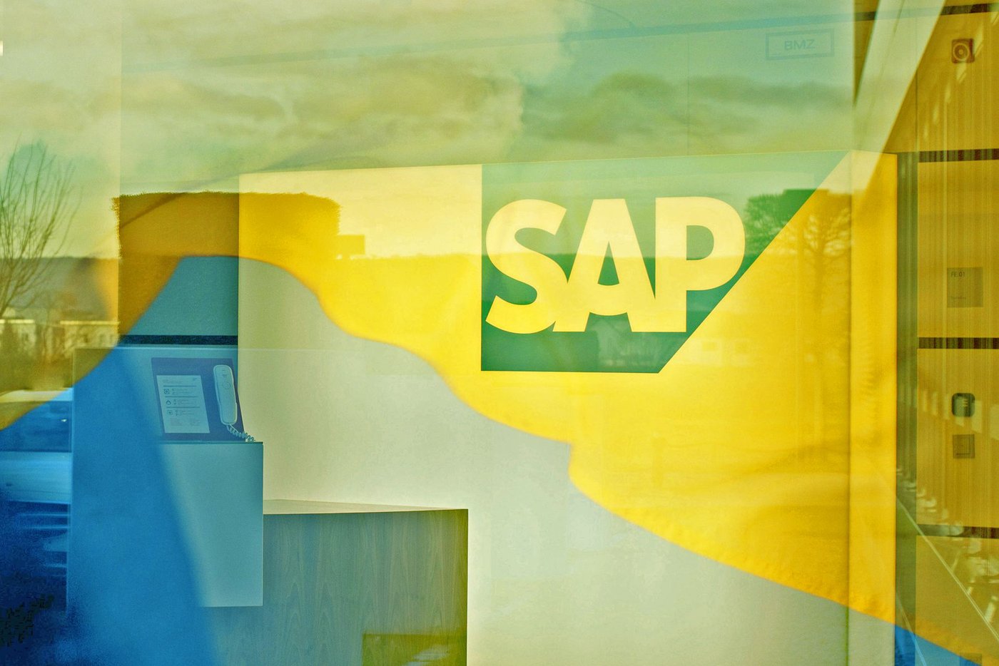 SAP-Aktie: Softwarekonzern übertrifft Ziele und kündigt Vorstandsumbau an