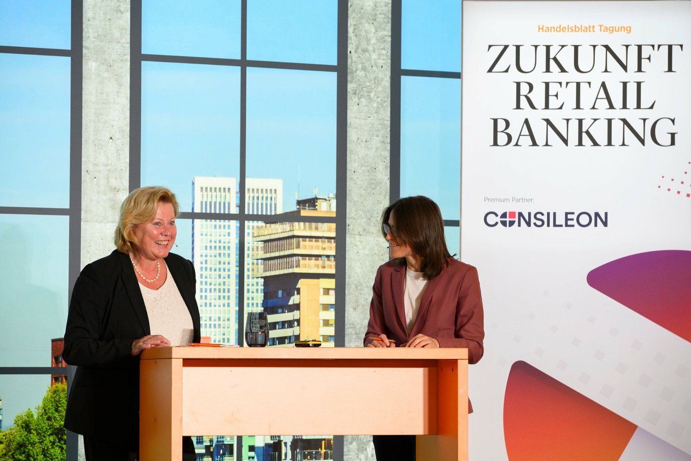 Streit um Nutzung von Kundendaten bei Volks- und Raiffeisenbanken dauert an Streit um Nutzung von Kundendaten bei Volks- und Raiffeisenbanken dauert an