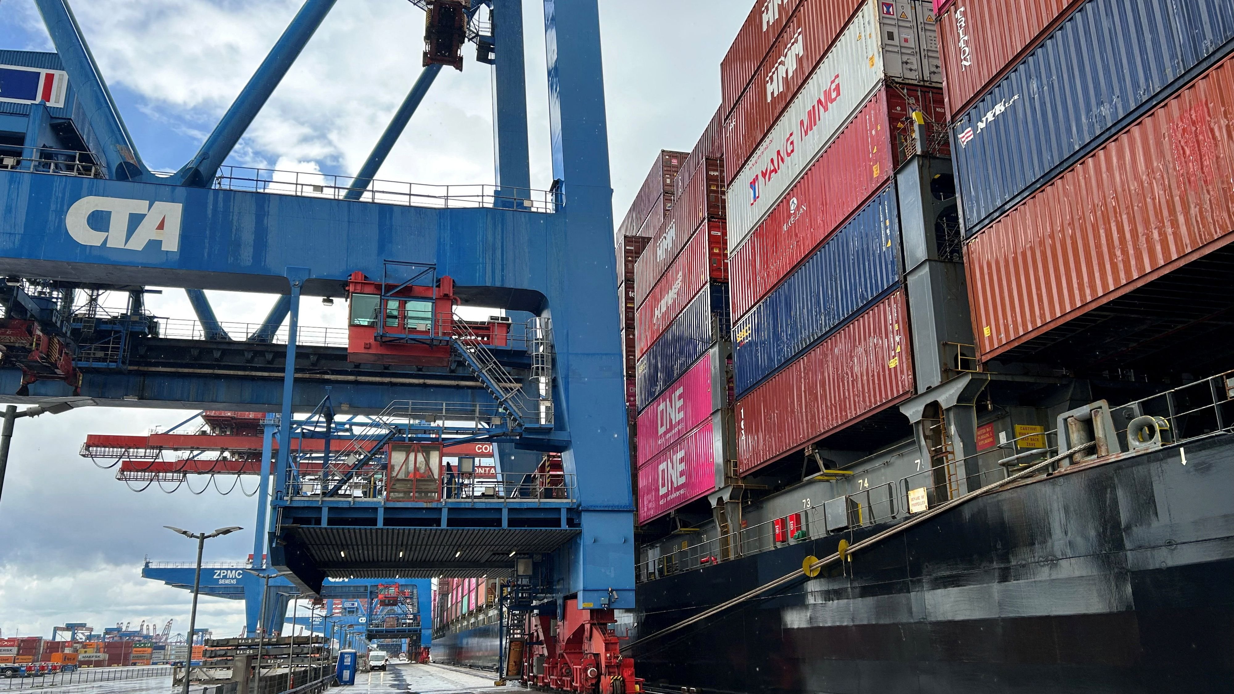 Konjunktur: Deutsche Wirtschaft verliert laut IfW zunehmend ...