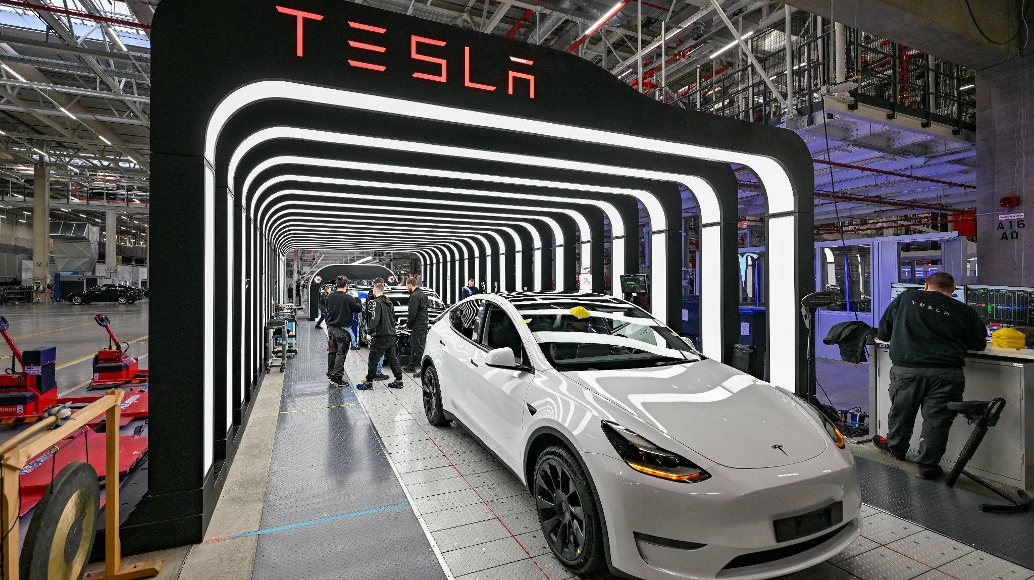 Was Sie über die Recherchen zu den geheimen Tesla-Files wissen müssen