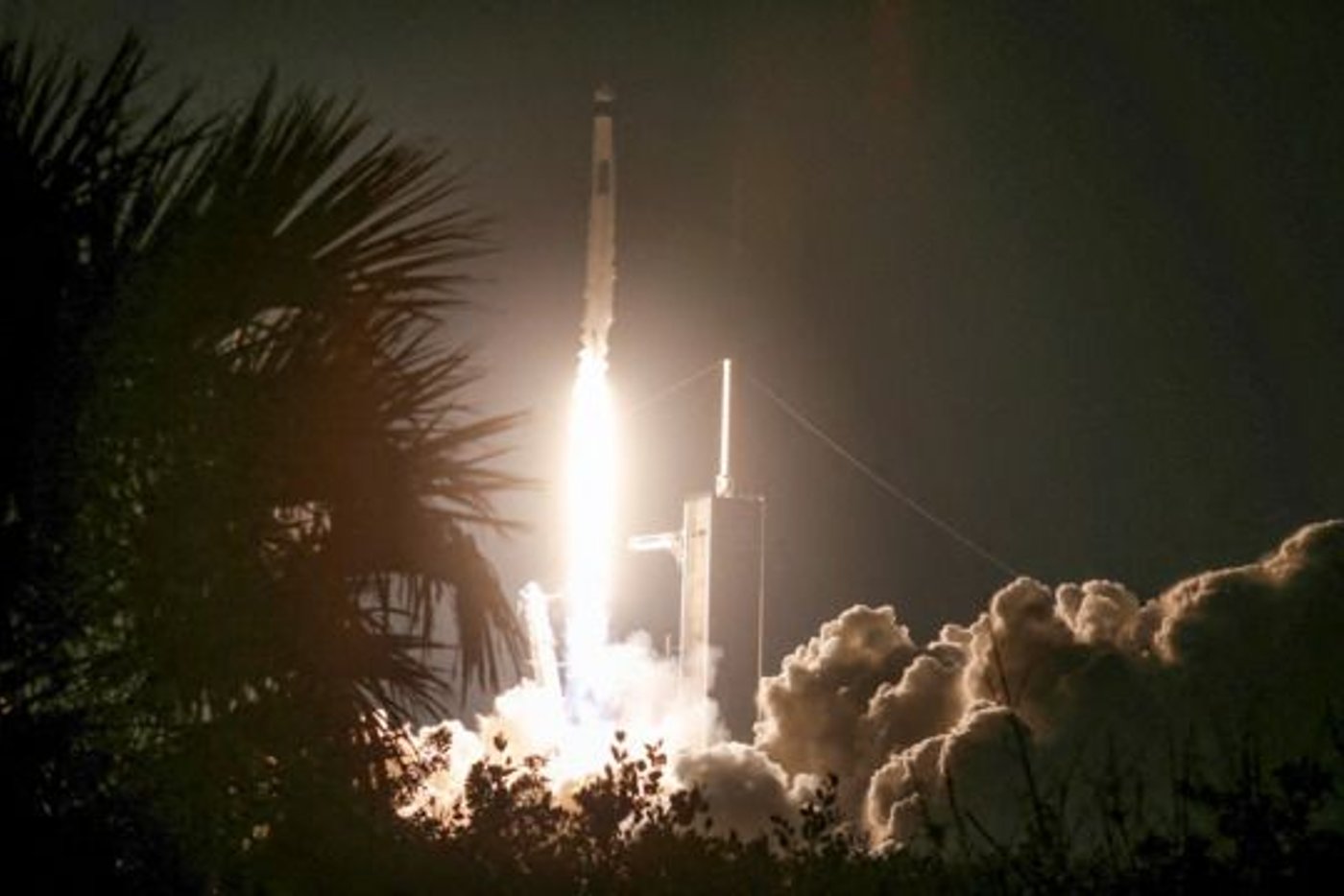 SpaceX-Rakete startet erfolgreich zur Raumstation ISS
