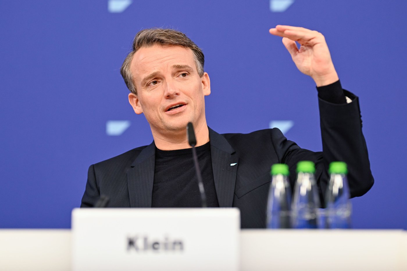 Künstliche Intelligenz: SAP präsentiert KI zur Optimierung von ...