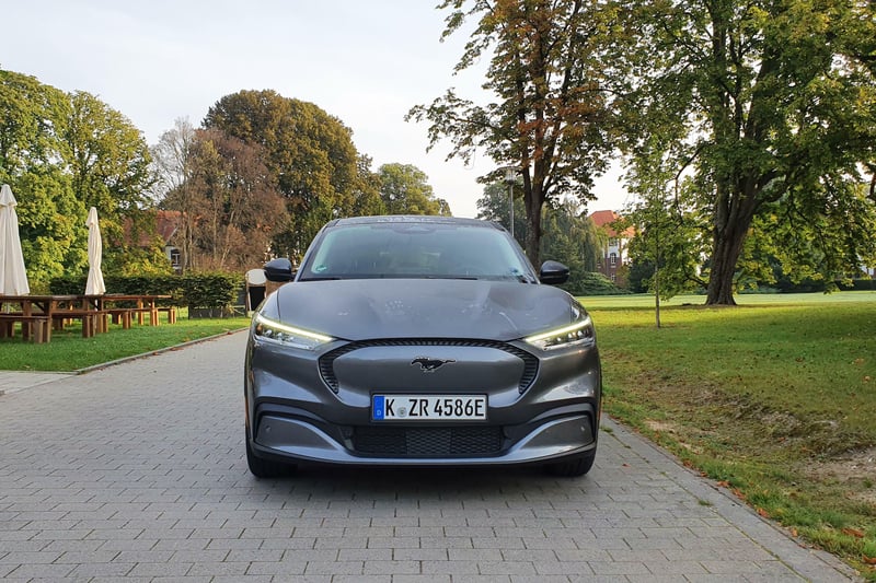 Mustang Mach E 2021 im Test Preis PS Reichweite
