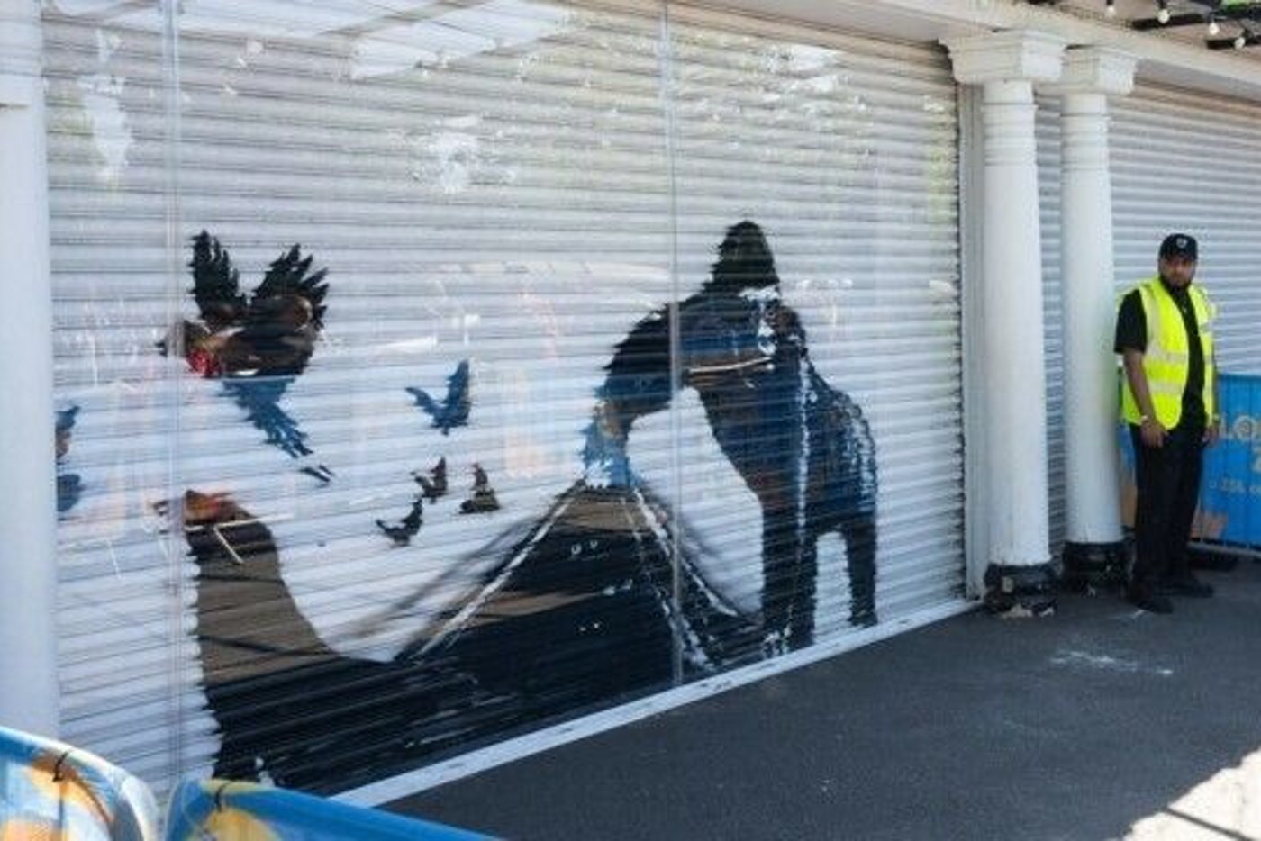 Banksy setzt Graffiti-Reihe mit einem Gorilla fort