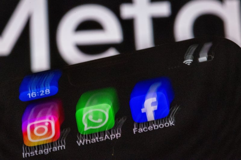 Mindestalter: EU geht gegen Facebook und Instagram vor