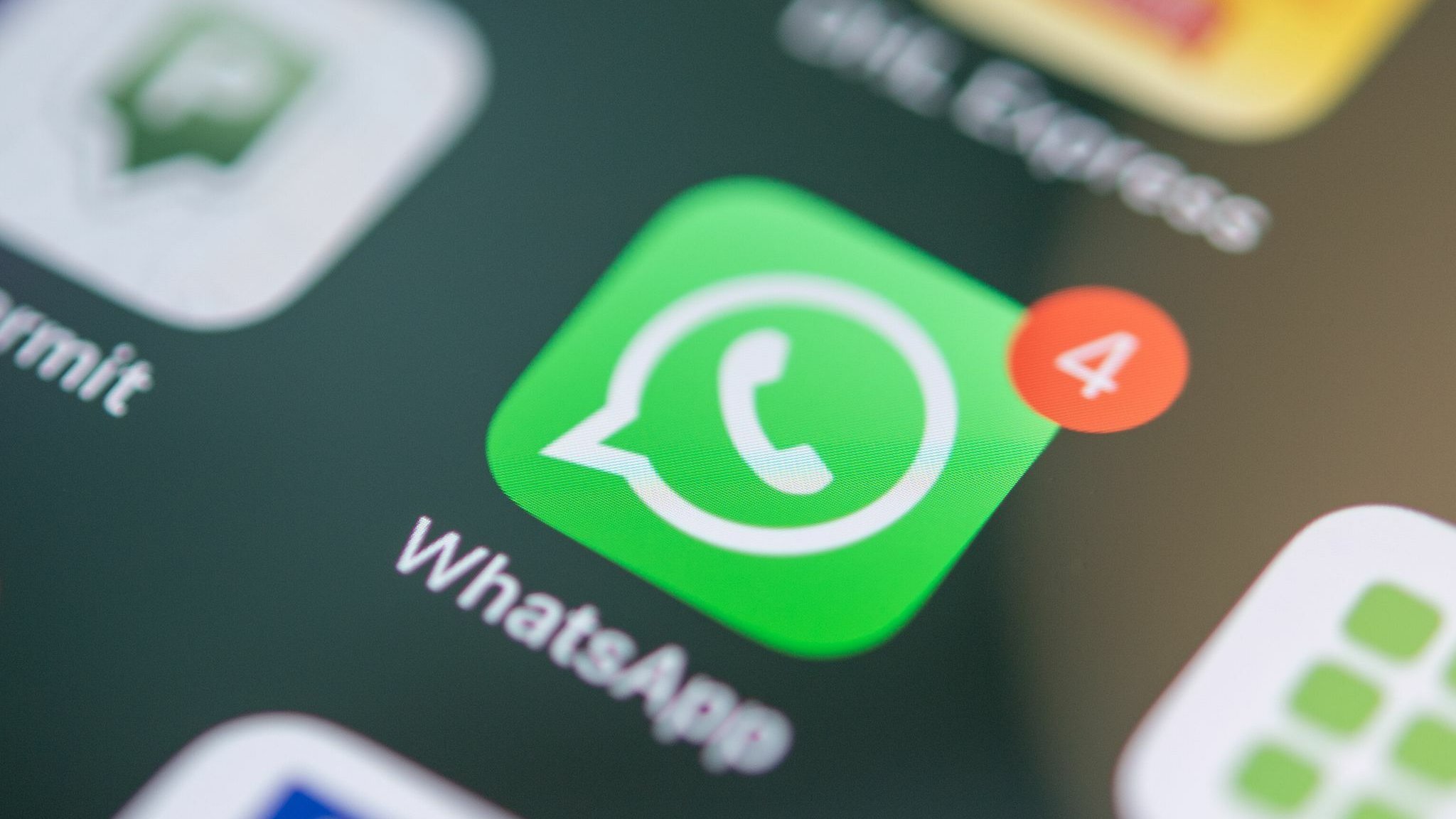 Trotz Millionenstrafe: Etappensieg für WhatsApp vor dem Europäischen ...