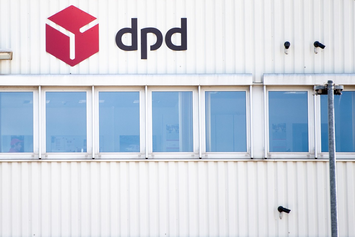 Paketdienstleister: Paketdienst DPD will jede siebte Stelle streichen