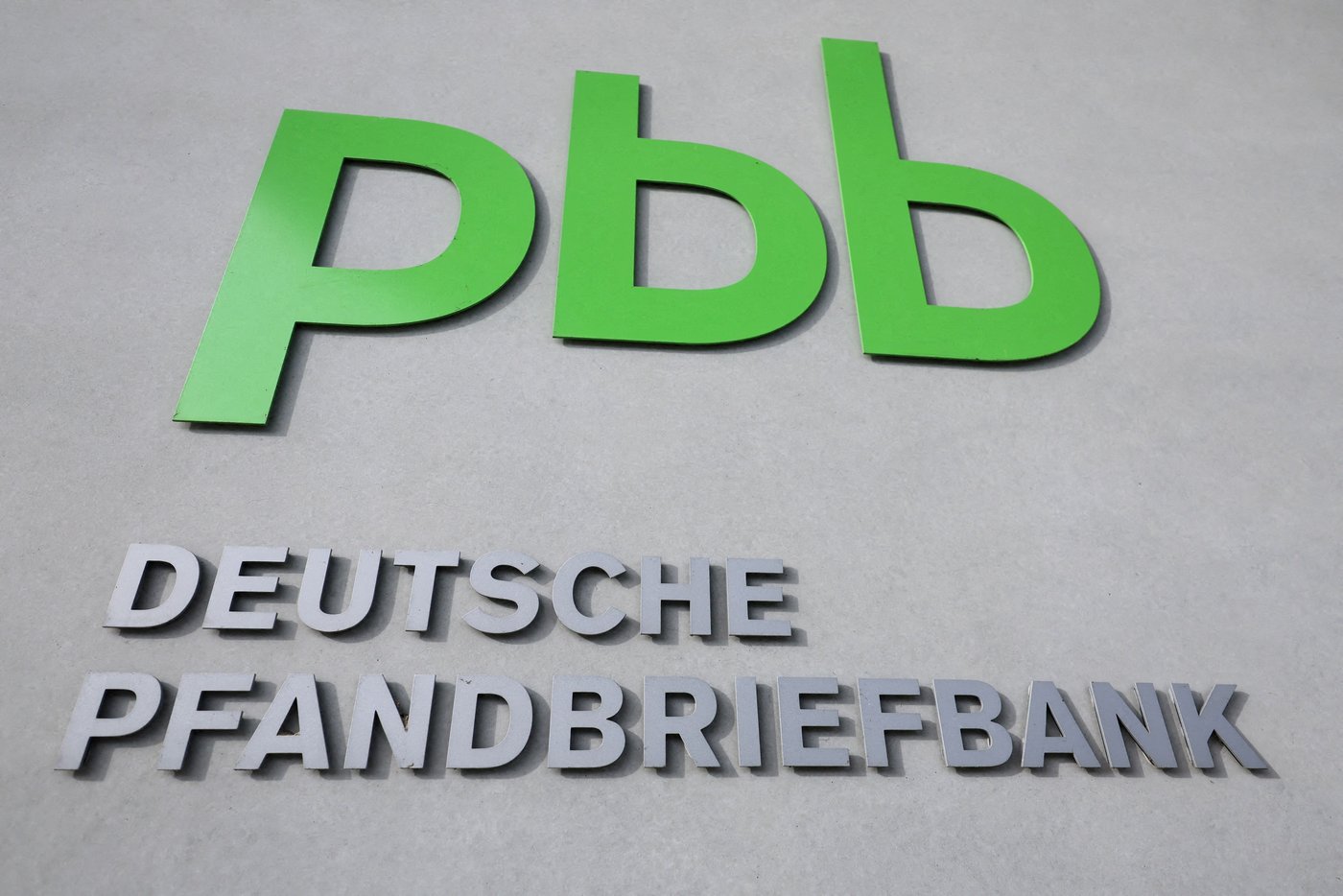 Immobilienbank: Deutsche Pfandbriefbank bringt Dividende zurück