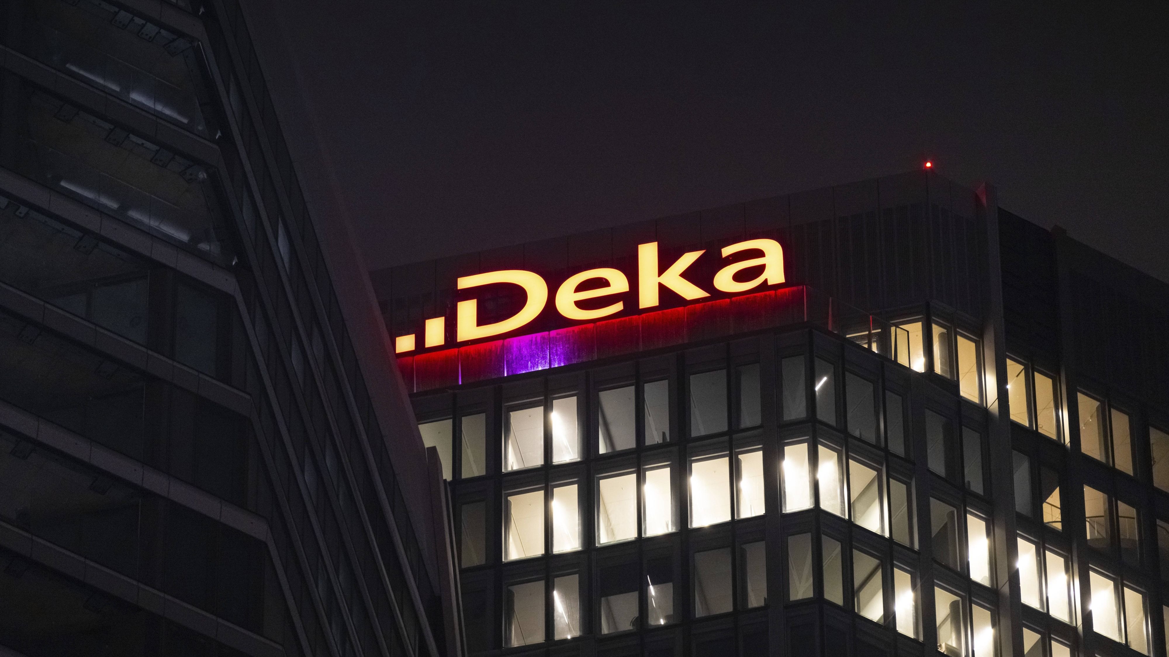 Sparkassen: Deka-Tochter soll im Streit mit DWP 15 Millionen Euro zahlen