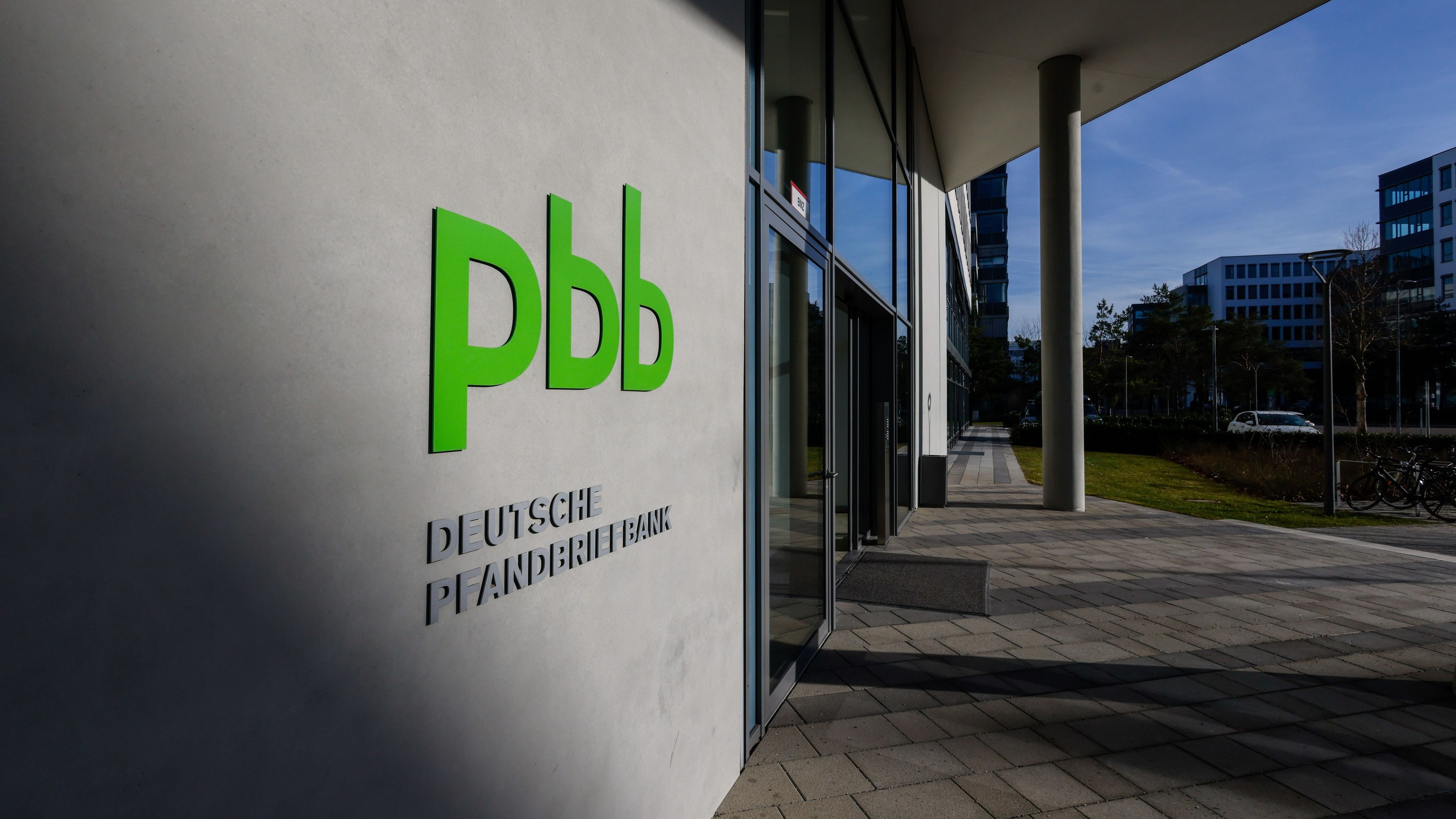 pbb: Deutsche Pfandbriefbank verdient weniger und hofft auf Trendwende