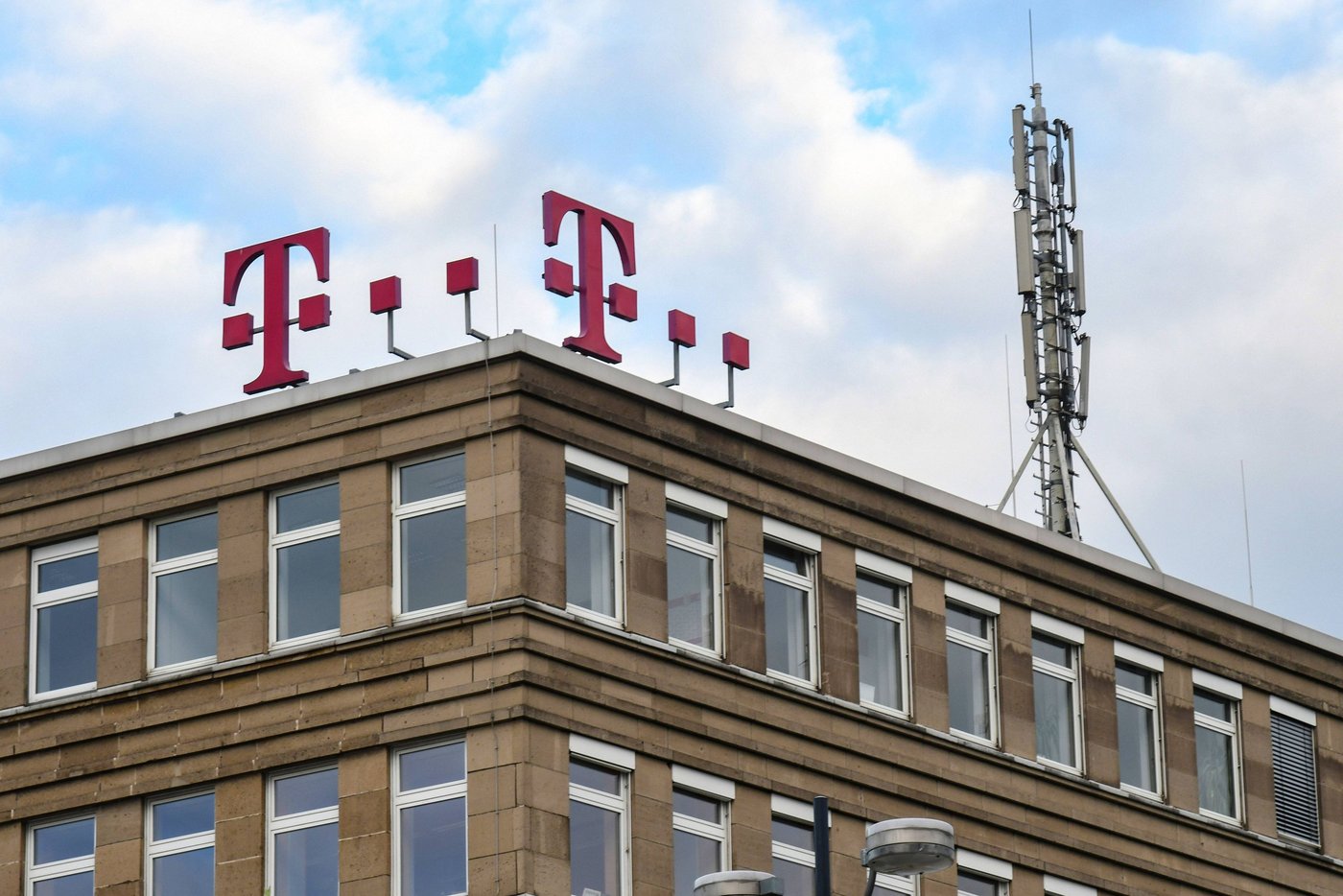 Telekom: Telekom gewinnt Rechtsstreit mit EU um Zinszahlungen