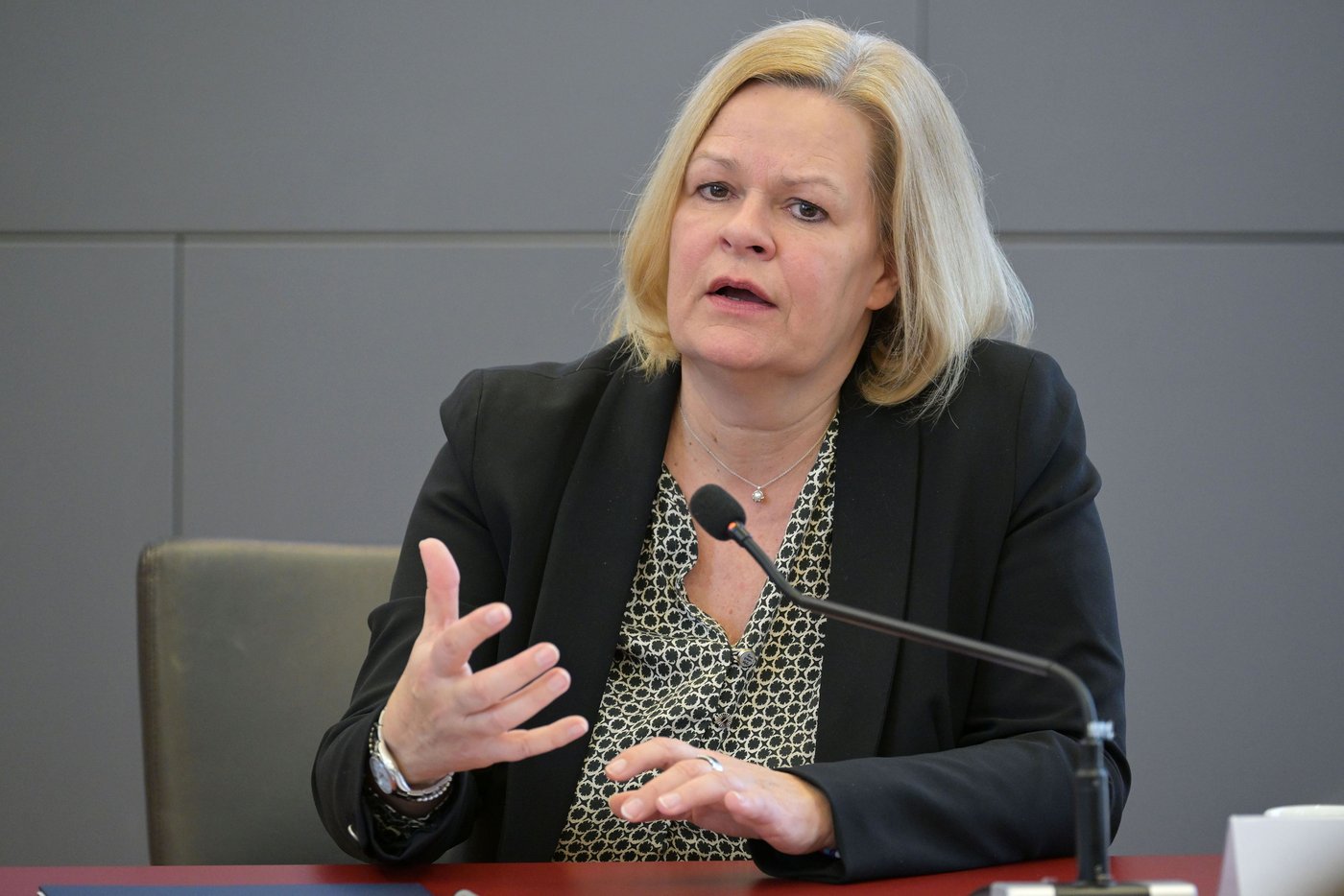 Datentransfer: Faeser pocht auf Einhaltung von US-Zusagen zu Spionageschutz