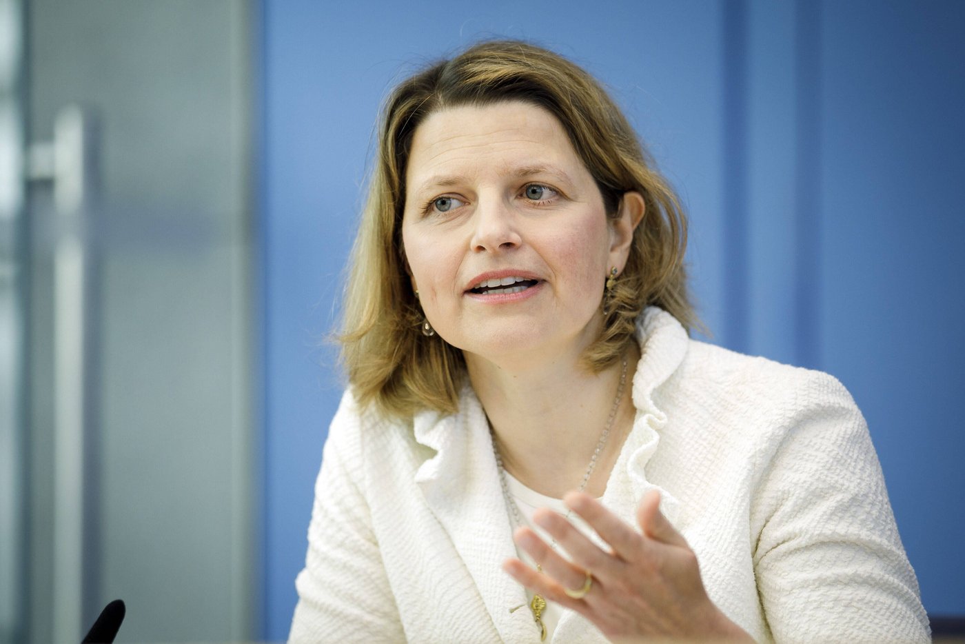 Fritzi Köhler-Geib: Hessen nominiert KfW-Volkswirtin für Vorstand der ...