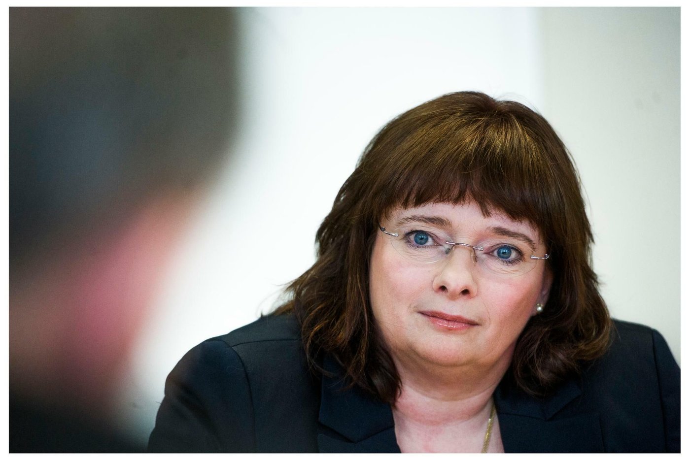 Wirecard: Bafin-Vize-Chefin Roegele verteidigt Leerverkaufsverbot