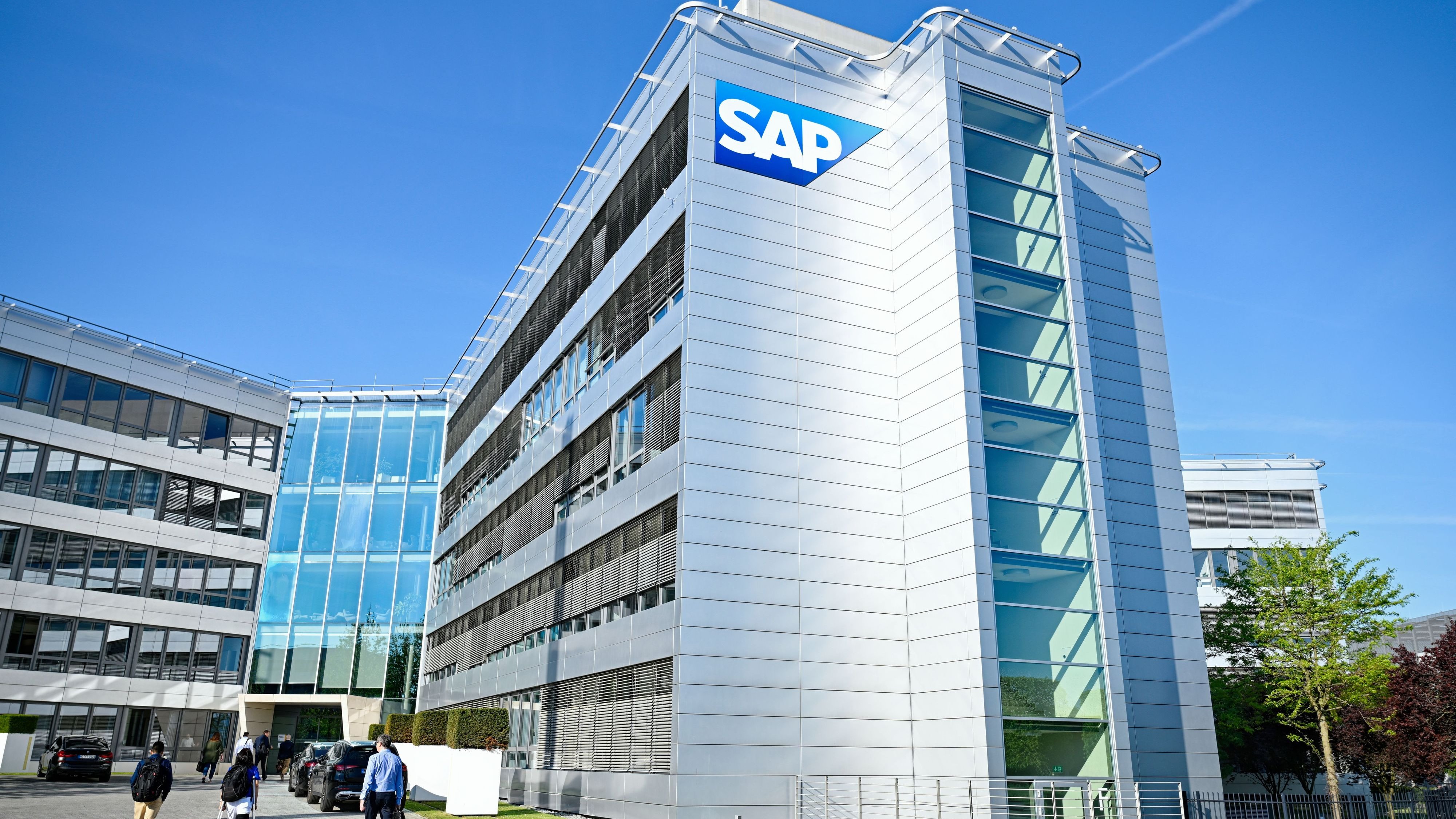 Softwarekonzern: SAP erwägt offenbar neuen Anlauf zum Kauf von ...