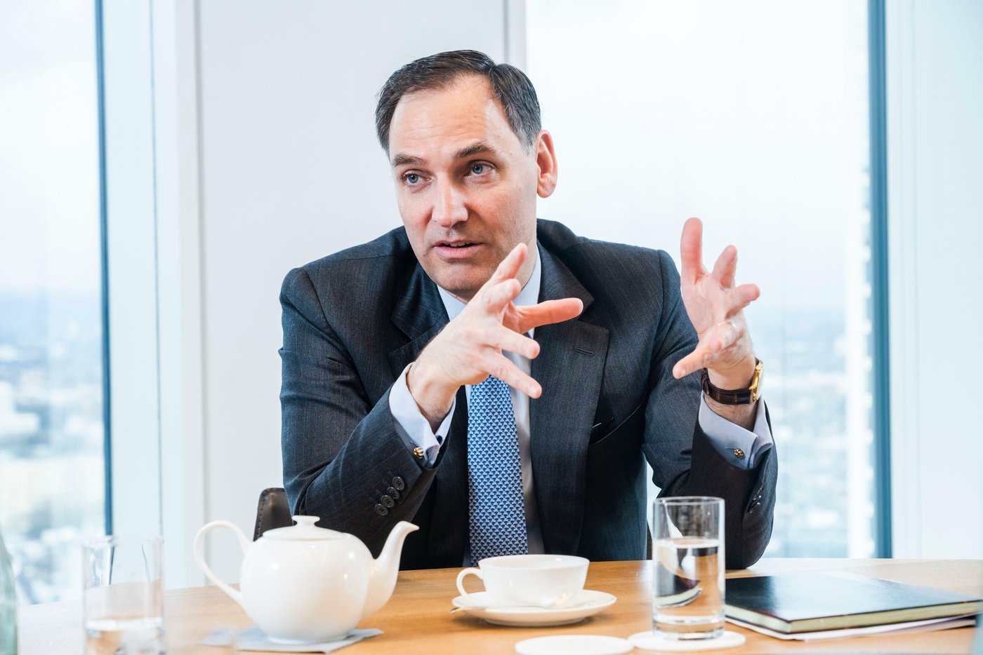 Deutsche Bank: Finanzvorstand Moltke hält an Gewinnziel fest