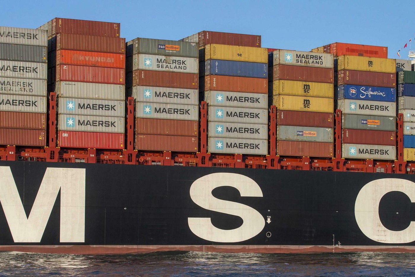 MSC Oscar: Der „Gigant der Meere“ legt im JadeWeserPort an