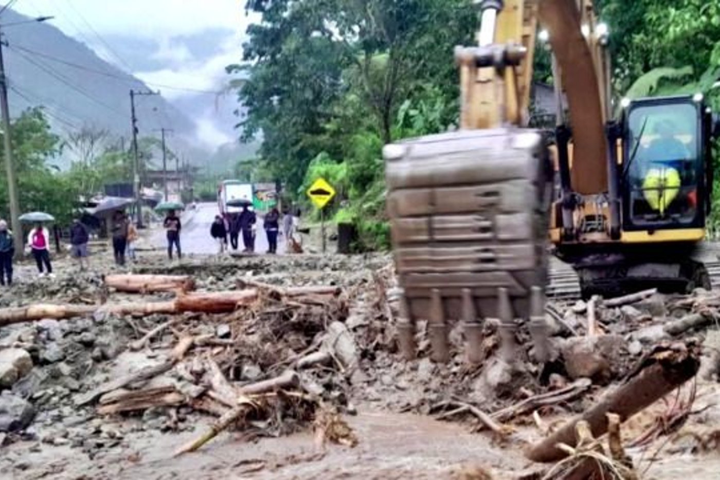 Mindestens sechs Tote bei Erdrutsch im Süden Ecuadors