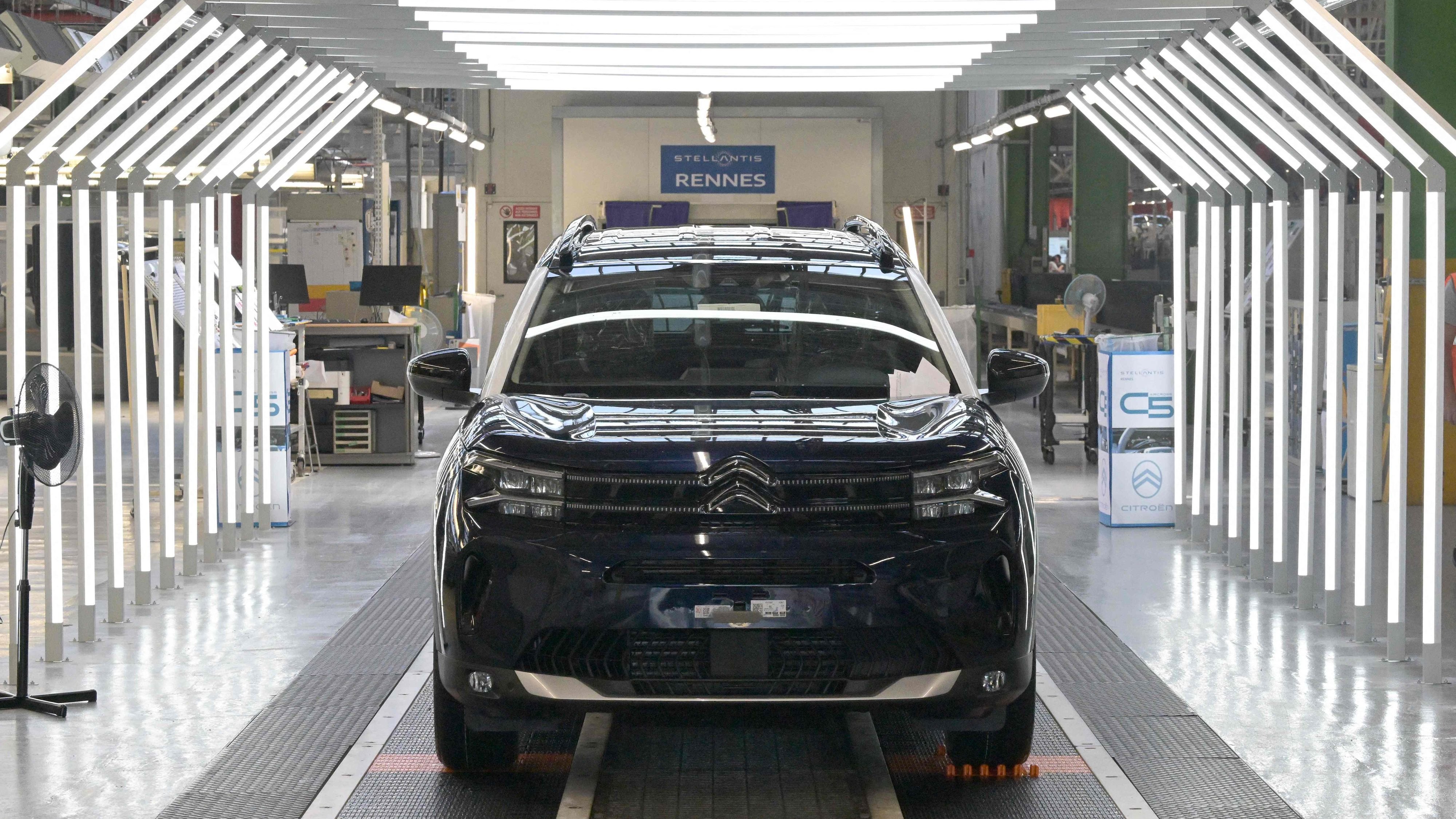 Motorschaden droht: Stellantis ruft 140.000 Diesel zurück