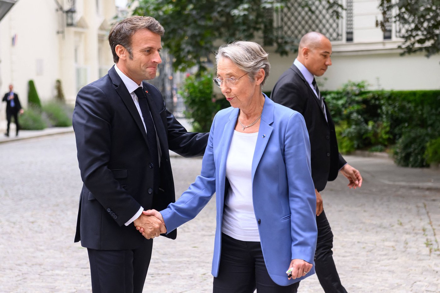 Frankreich: Macron versucht mit Regierungsumbau einen Neustart
